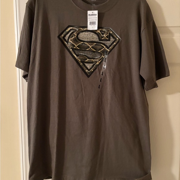 DC Comics | Shirts | Dc Comics Brown Superman Short Sleeve Tee | Poshmark